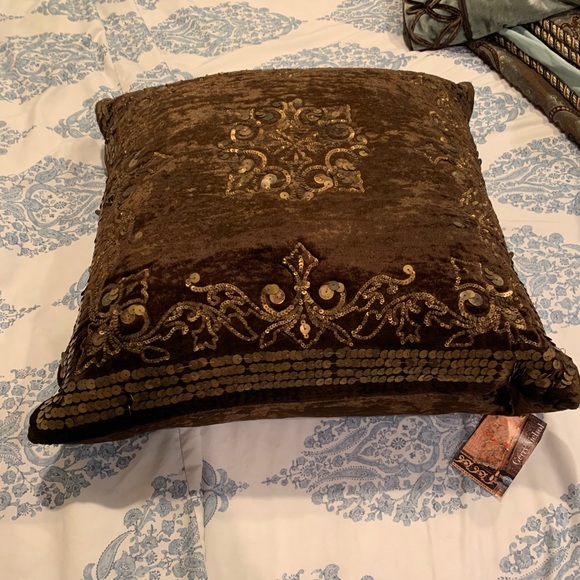 Dian Austin | Bedding | Dian Austin Brompton Court Bedding | Poshmark